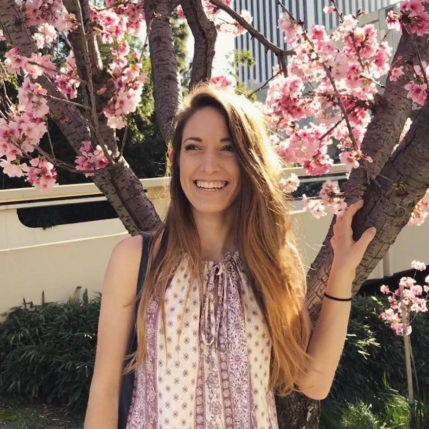 Cô gái không có bộ phận sinh dục, quyên tiền để thay đổi số phận