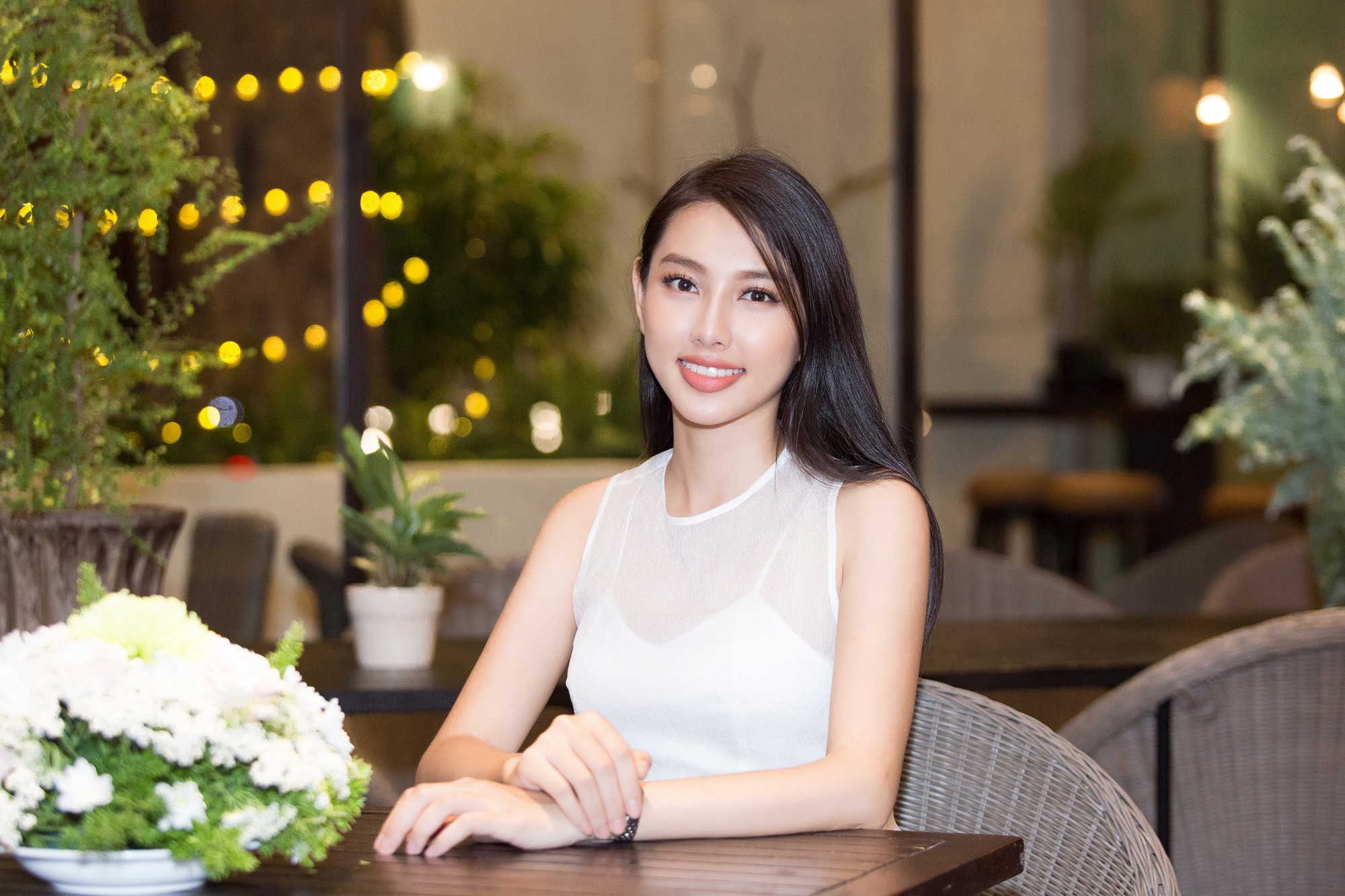 Cận cảnh nhan sắc "lạ" của Thùy Tiên - người đẹp Việt sắp thi Miss ...