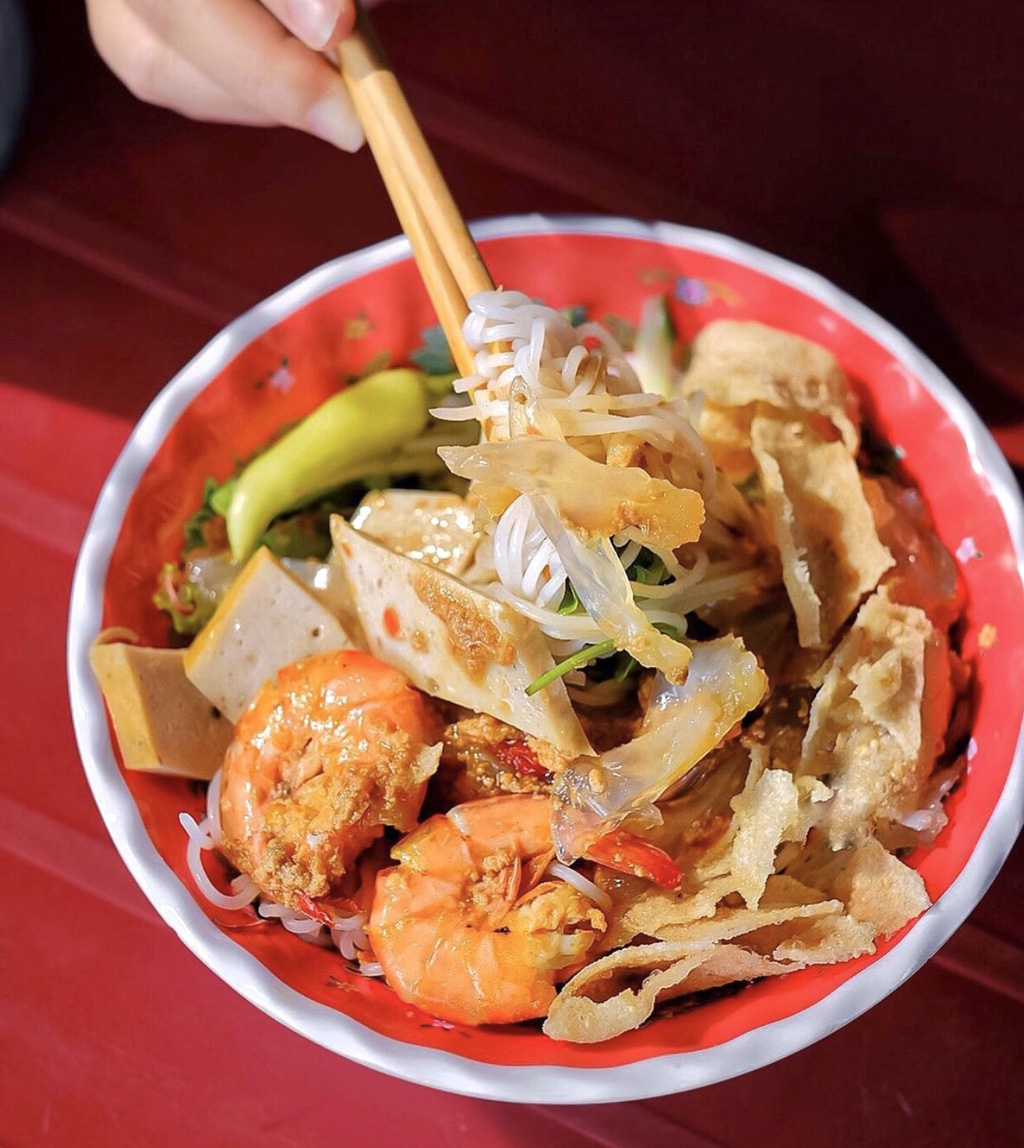 Bún nem nướng và loạt bún nguội trứ danh ở Việt Nam