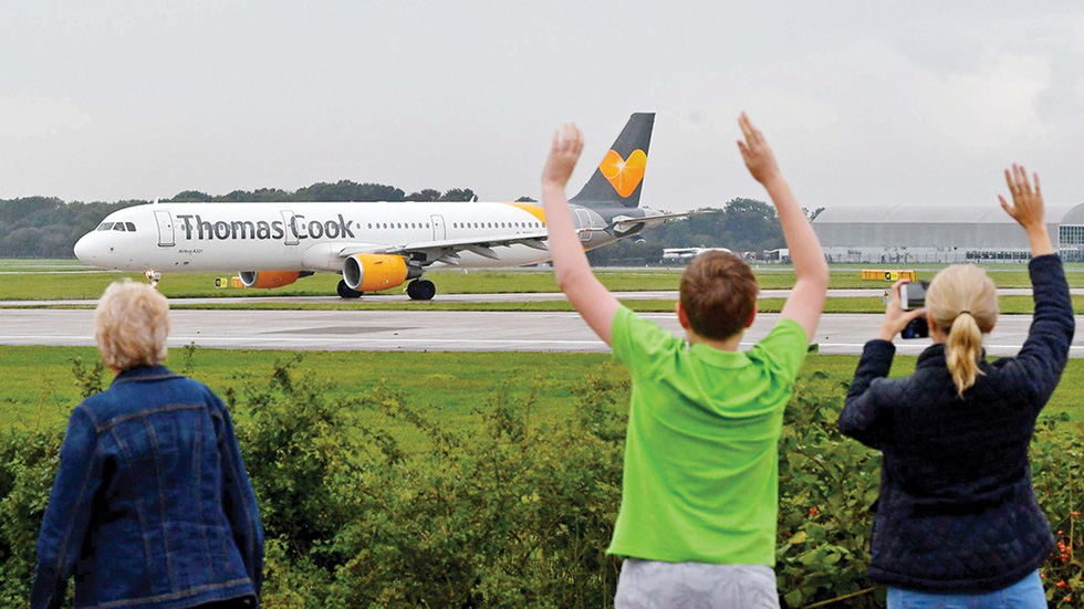 Sự xụp đổ của gã khổng lồ Thomas Cook và bài học kinh nghiệm