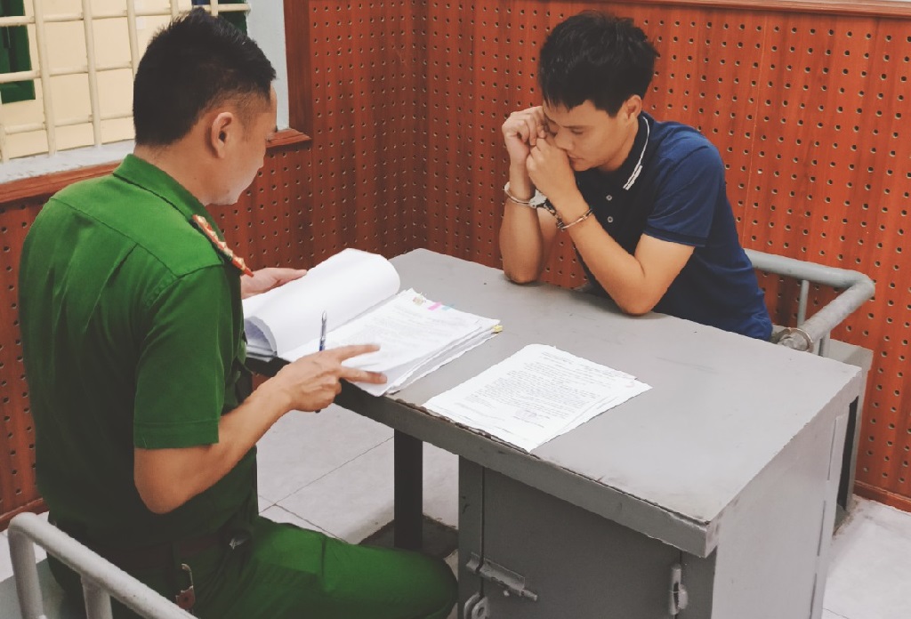 Bắt ổ Nhóm đánh Bạc Hơn 100 Tỷ đồng