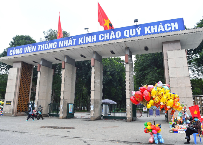 Dỡ Bỏ Một Phần Tường Rào Công Viên Thống Nhất để Kết Nối Với Phố đi Bộ