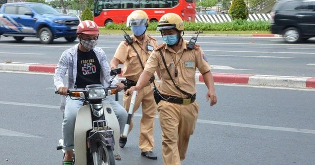 Những Hành Vi Tưởng Là Lỗi Nhưng Không Bị Cảnh Sát Phạt