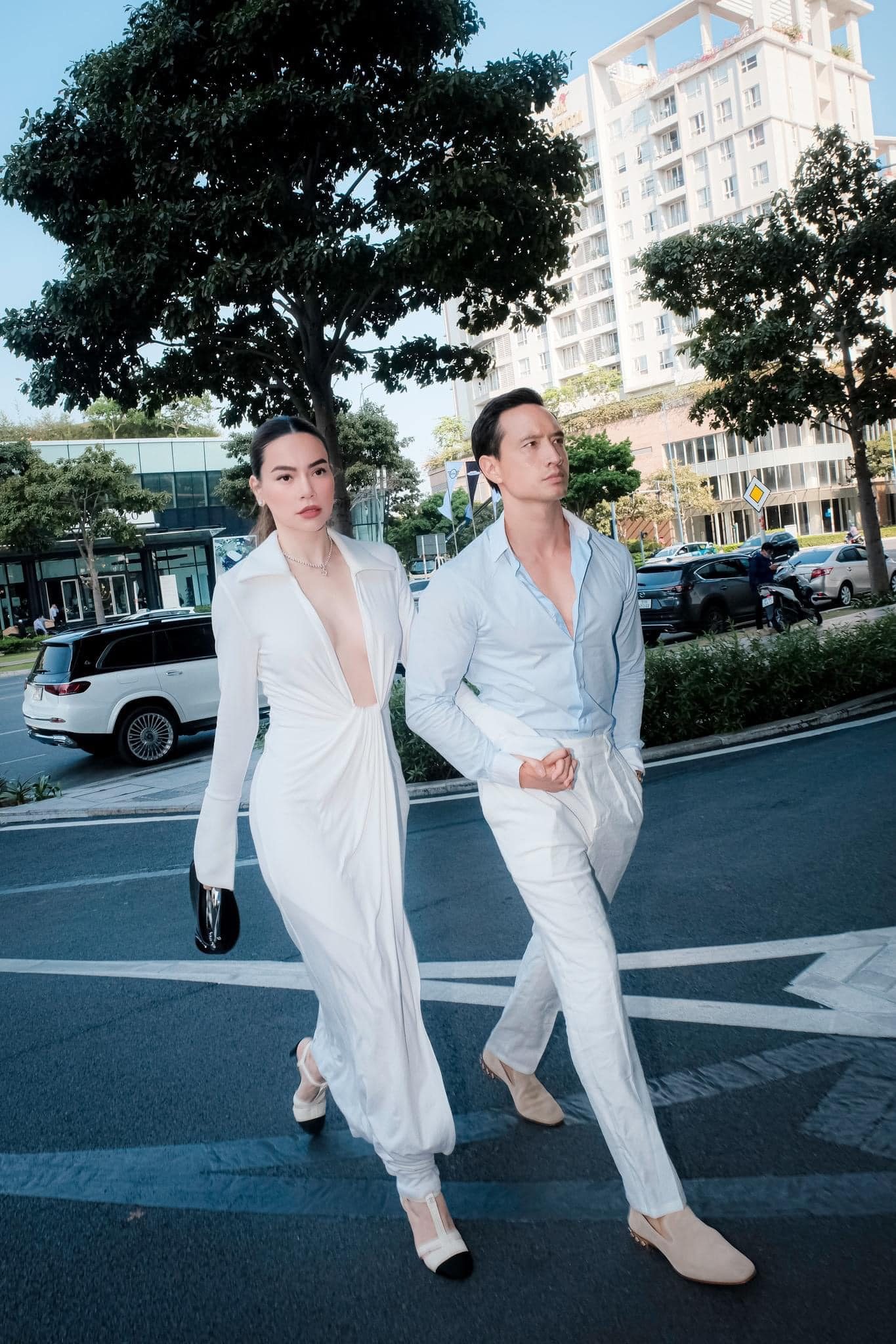 Lệ Quyên - Lâm Bảo Châu 'lép vế' hơn Hồ Ngọc Hà - Kim Lý tại sự kiện của Đàm Vĩnh Hưng, phản ứng ...