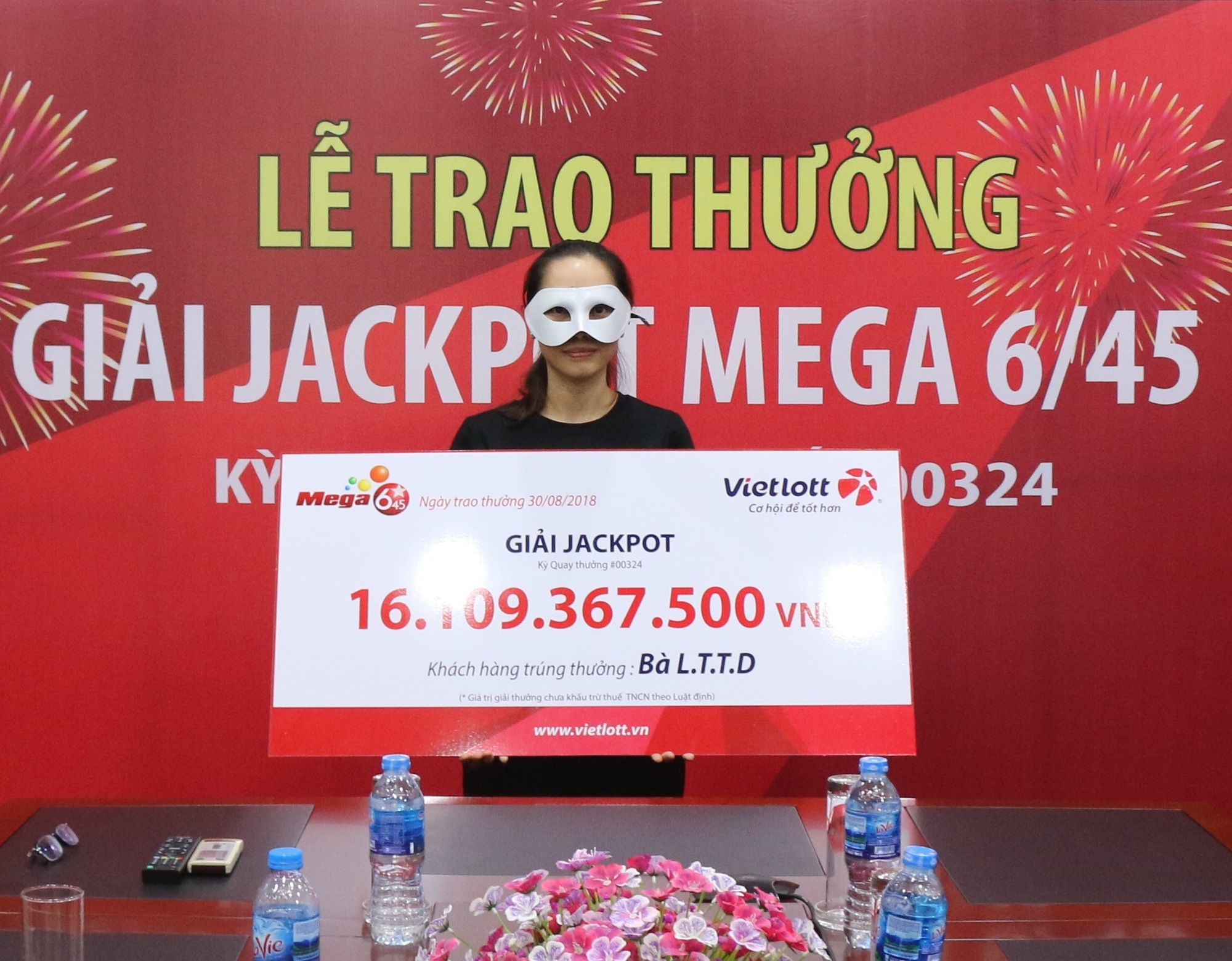 4 người phụ nữ trúng 72 tỷ Vietlott: Bái phục với sự may mắn tuyệt đỉnh, khi thần tài gõ cửa ...