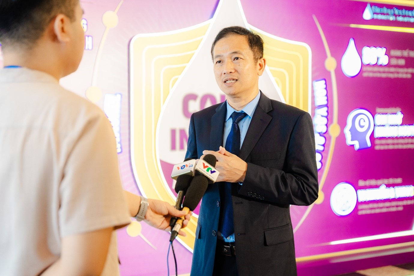 Công bố sản phẩm mới Värna Colostrum dưới sự hợp tác giữa Viện Nghiên ...