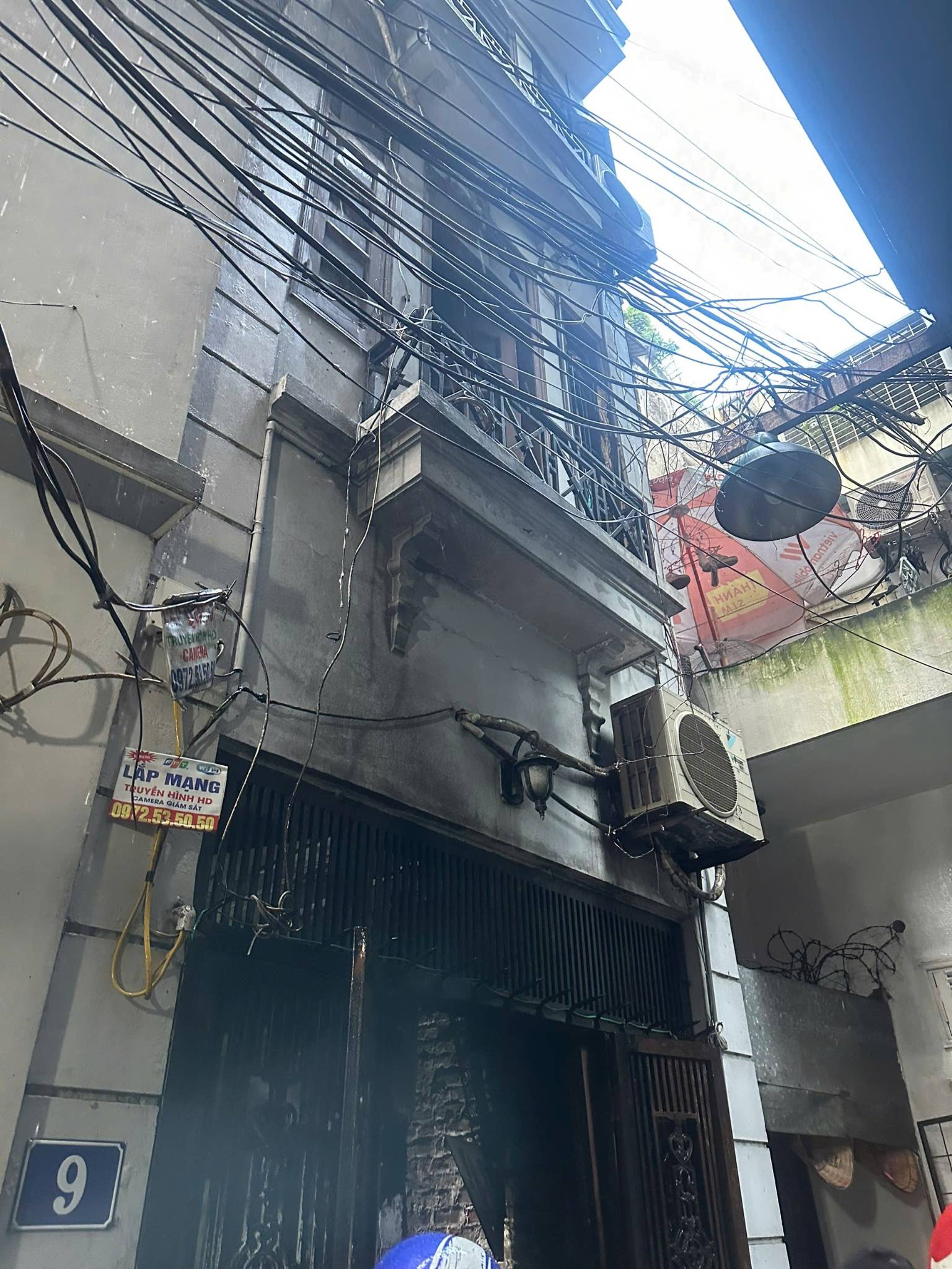 Hà Nội: 5 người tử vong thương tâm trong đám cháy lúc rạng sáng