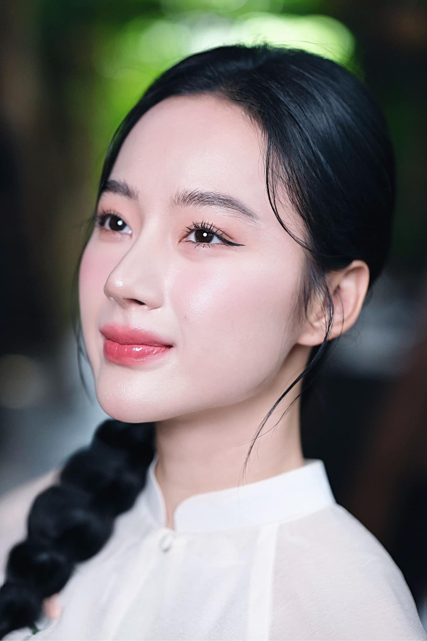 Không thể nhận ra 'bà mẹ nhí' Angela Phương Trinh xinh đẹp ngày nào