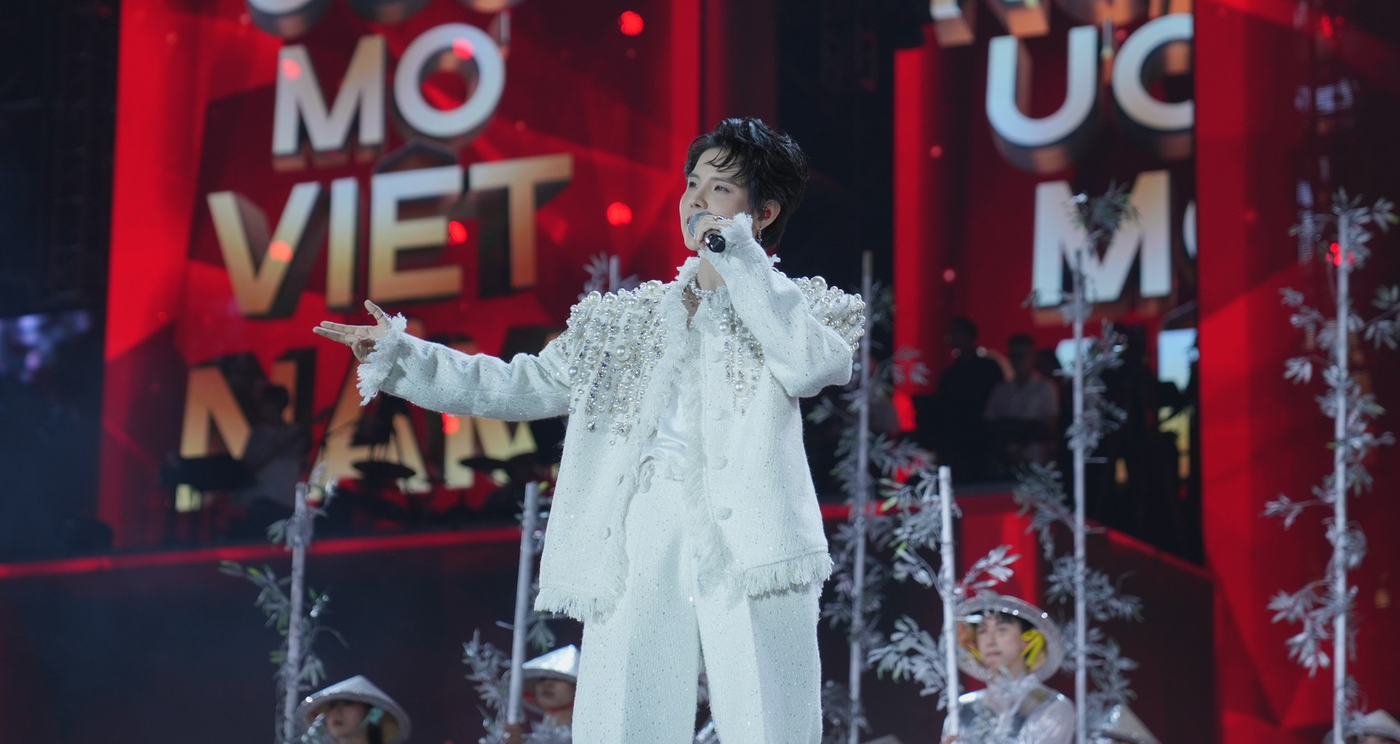 Tối nay, xem lại Han Sara, Vũ và Nguyễn Hùng biểu diễn tại 'V Fest - Vietnam Today' trên VTV3