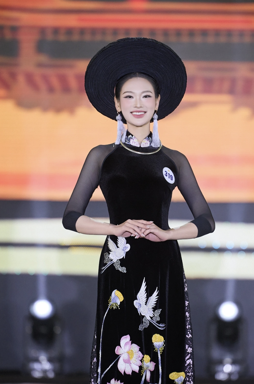 Chân dung Nguyễn Phương Linh - tân Hoa hậu Du lịch Việt Nam 2026