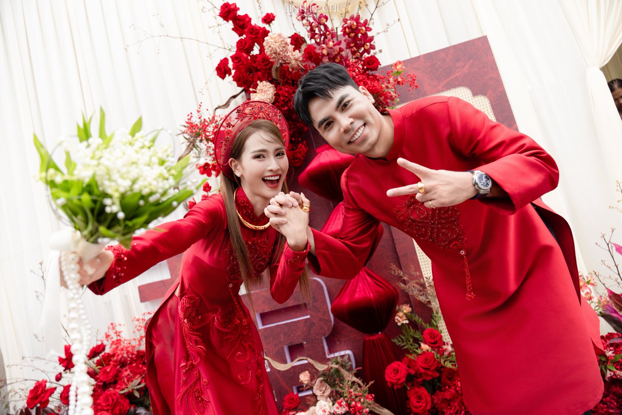 Trọn hình ảnh đám hỏi MC Huyền Trang Mù Tạt và cầu thủ Đức Huy