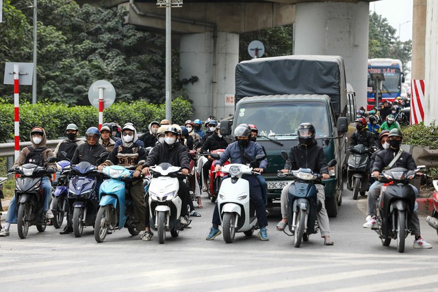 Tình hình giao thông Hà Nội sau Tết Dương lịch 2026, thoáng đãng, không ...