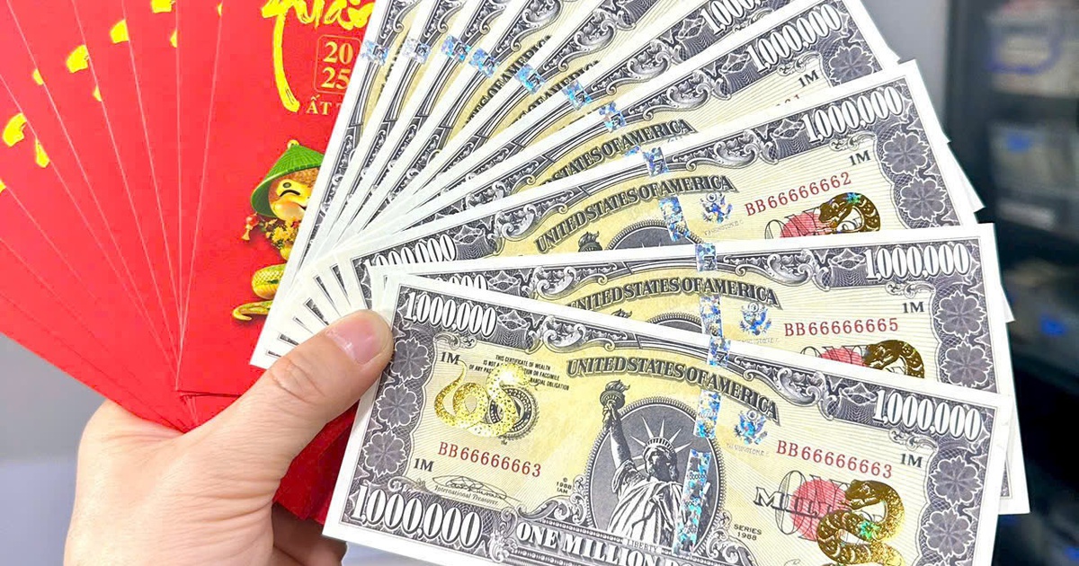 Thị trường tiền lưu niệm độc lạ sôi động, tiền có linh vật Rắn giá đắt đỏ