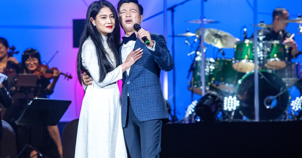 Vợ ca sĩ Vũ Thắng Lợi bất ngờ lên sân khấu nhảy múa phụ họa cho chồng