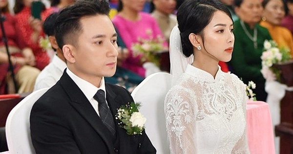 Vợ chồng Phan Mạnh Quỳnh đăng ký kết hôn sau hai năm cưới
