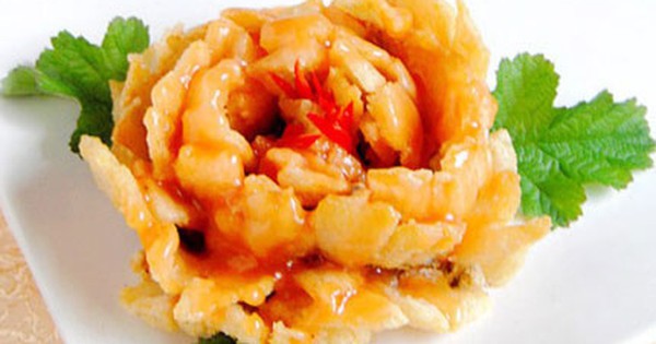 Cá chiên giòn ngon đẹp như nhà hàng