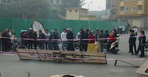 Vụ thiếu nữ chết trong cống: Do ngã từ trên cao