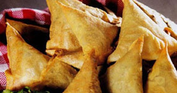 Học làm bánh: Bánh samosa