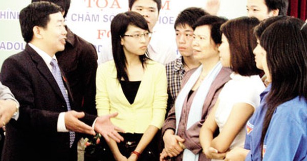 Ông Arthur Erken - Trưởng đại diện UNFPA tại Việt Nam chia sẻ về Luật ...